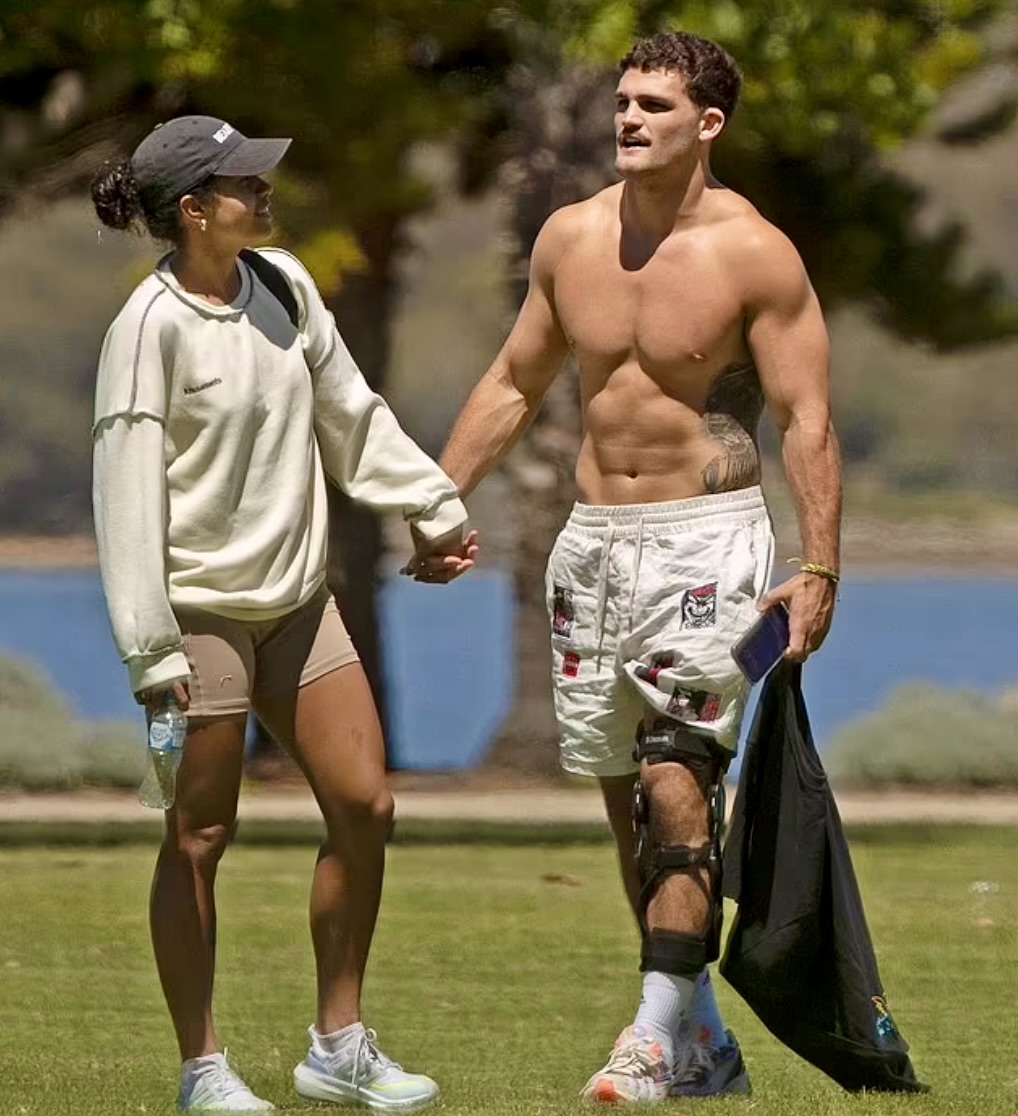 Confirmed Nrls Nathan Cleary And Matildas Mary Fowler Go Public With Their Romance Newspopau
