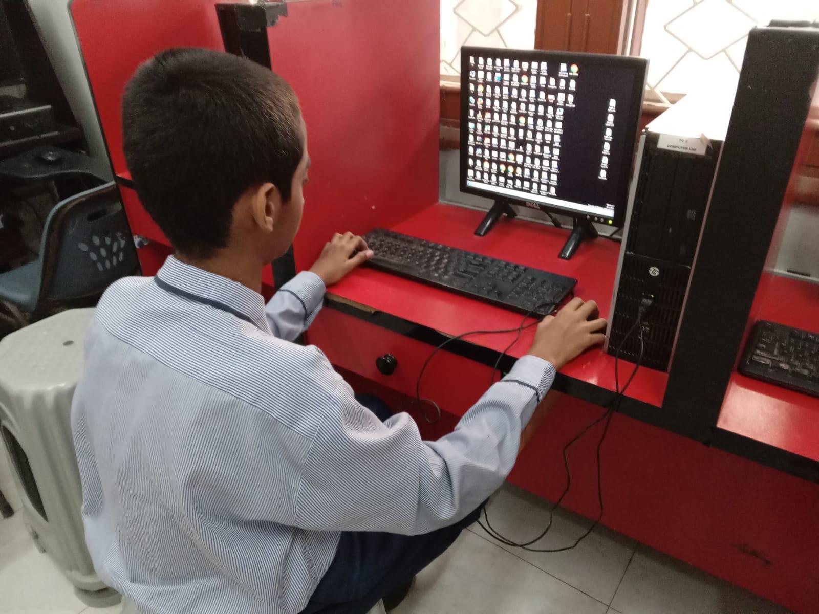 Teaching Computer Programming To Underprivileged Children | LaunchGood Teaching Computer Programming To Underprivileged Children | LaunchGood